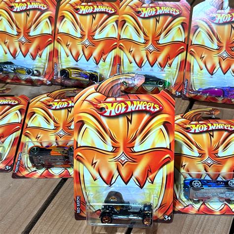 Hot Wheels 2009 Fright Cars 8 Car Set 164 Diecast Red Baron
