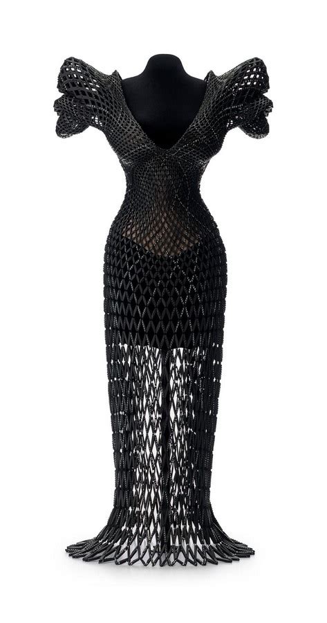 Parametric Fashion Design Wearable Art Rtf Rethinking The Future