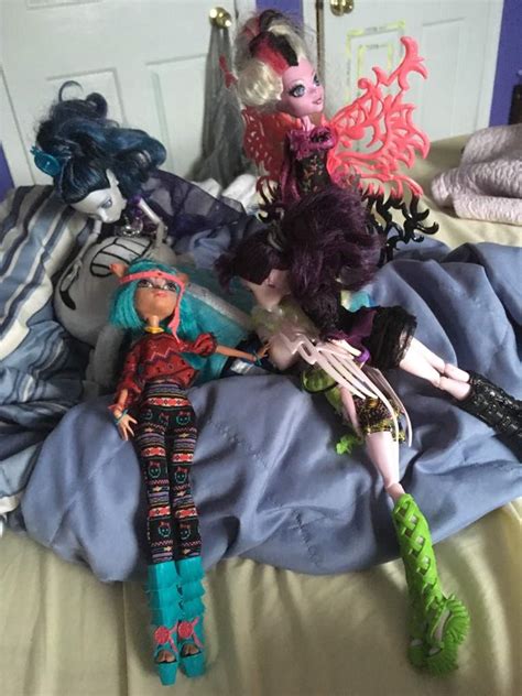 Sans Fangirls In A Nutshell Undertale Amino