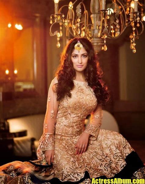 Bollywood Hot Yami Gautam Sexy Hi Blitz Photoshoot Stills Actress Album