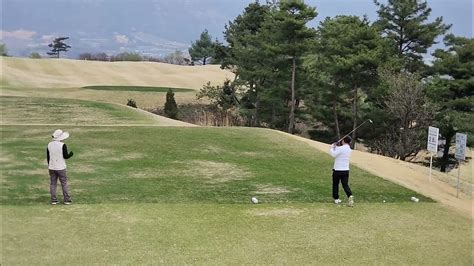 클럽디속리산 첫티샷 누구나긴장되죠😱ㅋ골프골프존스크린골프nx골프존cc필드필드골프필드레슨웨지퍼터아이언비거리골프레슨숏게임숏아이언드라이버롱아이언우드