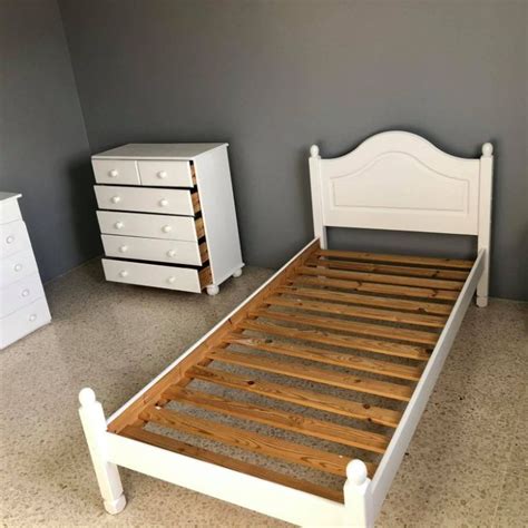 Pin By Tita On F Bed Furniture Home Decor
