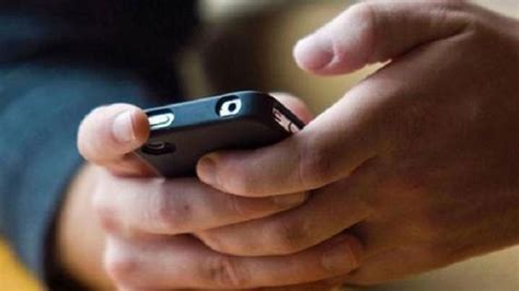 89 per cent people watched porn via mobile devices in 2019 समरटफन पर परन दखन म
