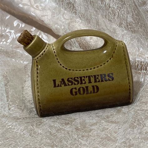 Vintage Lasseters Gold Eliscler Australia Pottery Bottle