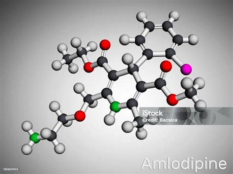 암로디핀 분자 그것은 혈관 확장제 디하이드로피리딘 칼슘 채널 차단제의 항 고혈압 약물 그룹입니다 고혈압 협심증의 치료에 사용됩니다 분자 모델 3d 렌더링 0명에 대한 스톡