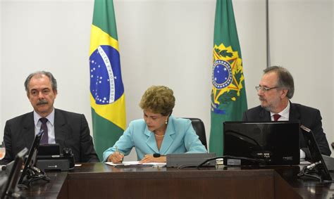 Medida Provisória Autoriza Empresas A Reduzir Salário E Jornada De