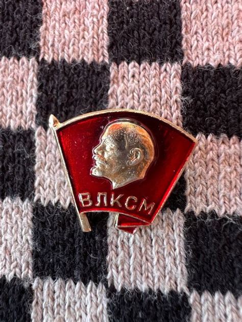 Pin Mit Lenin Udssr Ca 1970 Gebraucht In Birsfelden Für Chf 5 Mit Lieferung Auf Ricardo