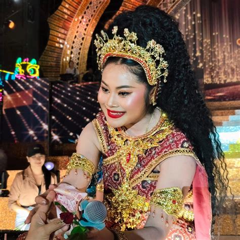 ขอบคุณ น้องเพชรพลอย พี่แอนอรดีนะคะ เล่นเสียงเพลง นางยักษ์ ขอบคุณ น้องเพชรพลอย พี่แอนอรดีนะคะ