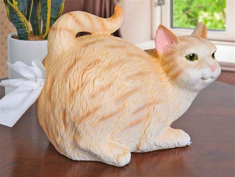 This Cat Butt Tissue Dispenser Is Perfect For Any Cat Lady In Your Life