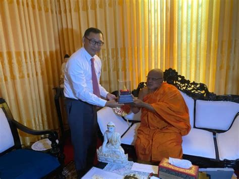 මහාචාර්ය කොටපිටියේ රාහුල අනුනාහිිමියෝ අඩු වයසින් ‘‘අග්ගමහාපණ්ඩිත ගෞරව