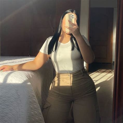 Isabela Isaa0129 On Threads