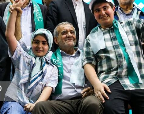 روایت جالب پزشکیان از شب زنده‌داری نوه‌اش در شب اعلام نتایج انتخابات