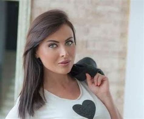 Няма да я познаете Лили Клюкарката остана без дупе СНИМКА