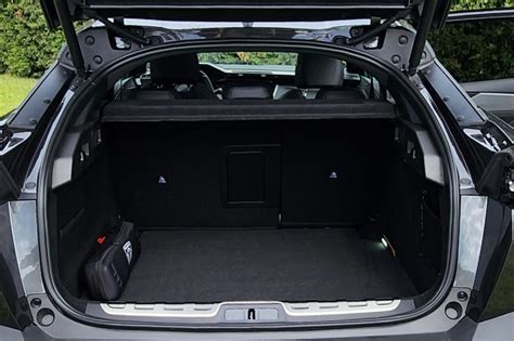 PEUGEOT 408 – SÜRÜŞ - Suv Peugeot 408 SUV coupe