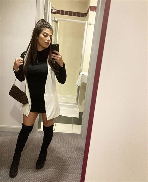 That Chav Look Scrolller