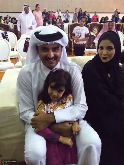 الشيخة العنود زوجة أمير قطر تخطف الأنظار في مدرجات كأس العالم