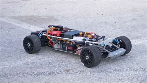 This Rc Car Has A Tiny V 8 Engine And A Working Transmission