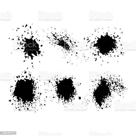 검은 색 잉크 가 튀기고 방울의 세트 다른 손으로 그린 스프레이 디자인 요소 덩어리와 스패터 격리된 벡터 그림 물이 튀는에 대한 스톡 벡터 아트 및 기타 이미지 Istock