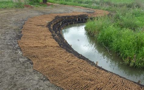 Coir Netting Roll Coir Uses For Gardening And Erosion Control Indonesia Coco Peat Coconut