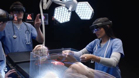 Introducing Microsoft Hololens 2 Microsoft เปิดตัว Microsoft Hololens 2 และ Azure Kinect