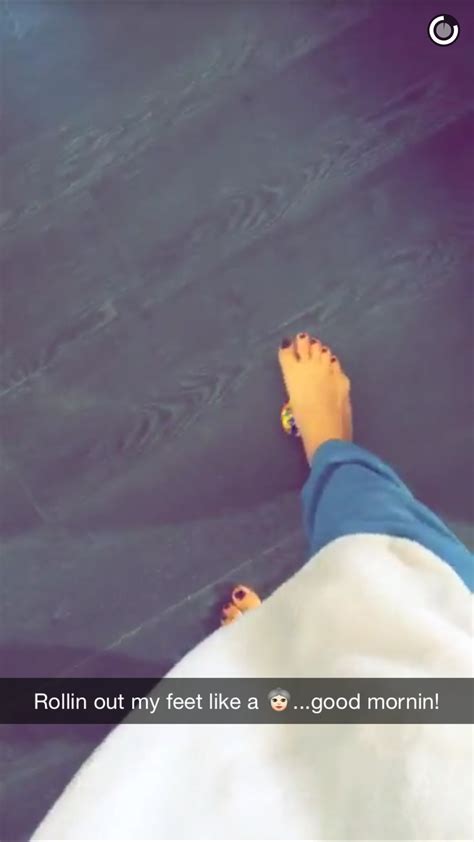 Gracie Dzienny S Feet