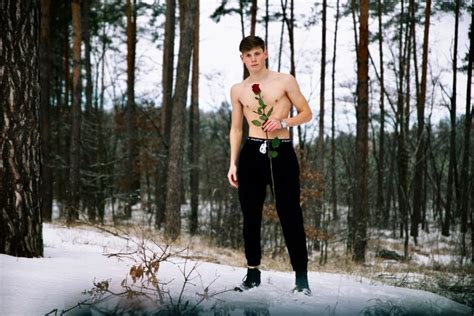 Фото для парня с розой