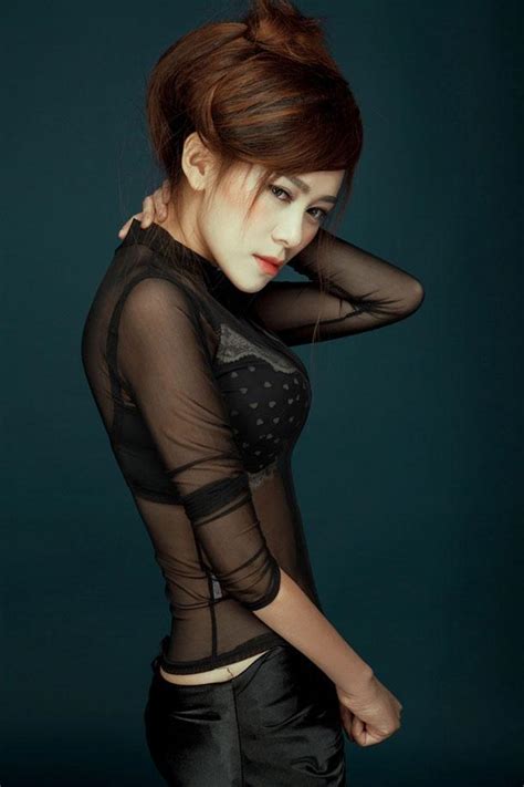 氣質美女的黑色禮服誘惑 每日頭條