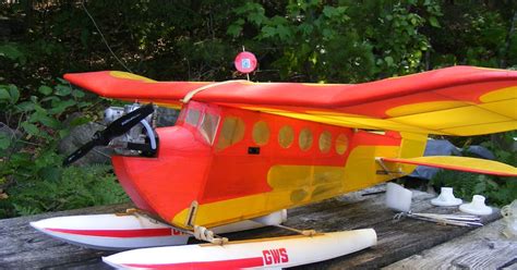 Mostly Toys And Flying Things Clancy Aviation 40 Inch Lazy Bee