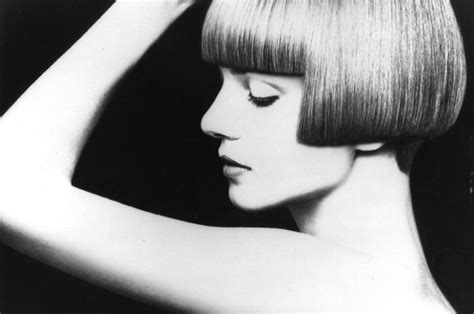 The Box Bob By Vidal Sasson In 1976 Vidal Vidal Sassoon Haircut Vidal Sassoon
