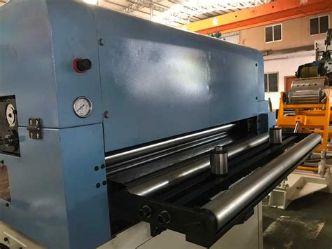 Metal Sheet Coil Straightener Leveling Machine For Steel Coil Decoiling Machine Hydraulic