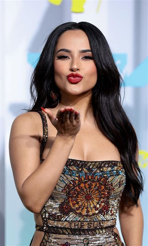 Becky G Estrena Sencillo Arranca En Medio De Muchos Planes Hola