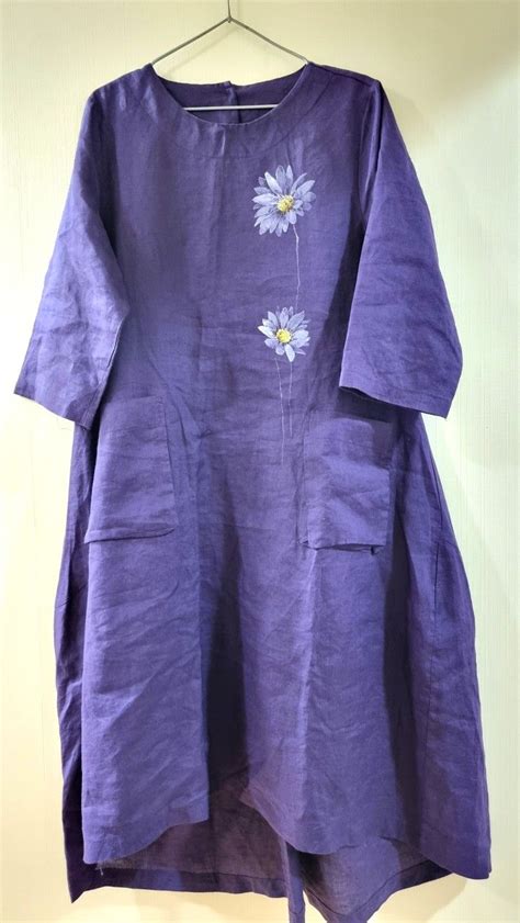 Womens Fashion에 있는 Anii Patel님의 핀 2024 옷 원피스 패브릭 페인팅