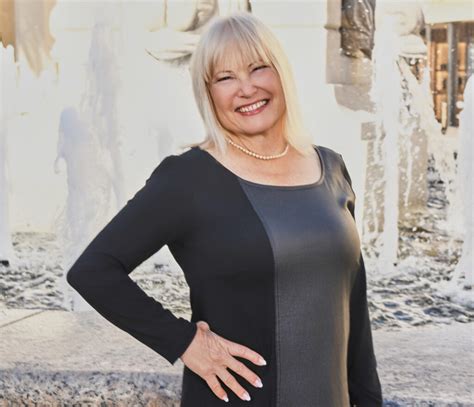 Kickass Women Tilly Levine Orange Coast