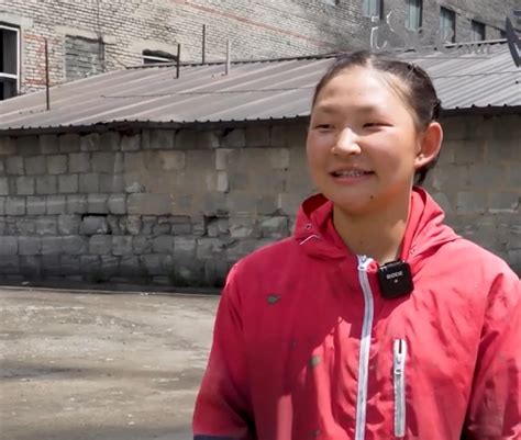 Гэгээлэг мэдээ Б Алтанчимэг охин ДАШТ д явах зардлыг даах хүн олдлоо ТАС МН