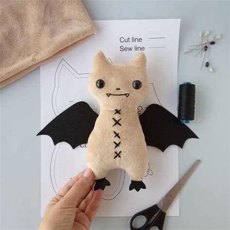 Plush Bat Sewing Pattern Halloween Decor Diy Cute Sewing Projects Sewing Machine Projects