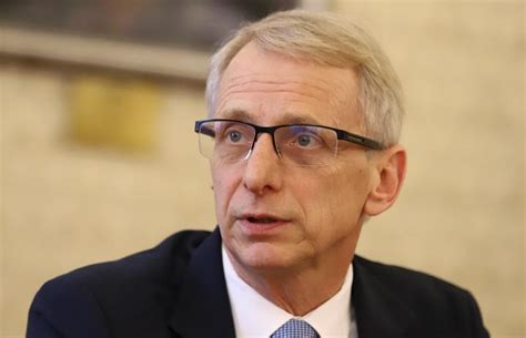 Кабинетът с 15 мерки за борба с насилието намалява ранните бракове Фактор