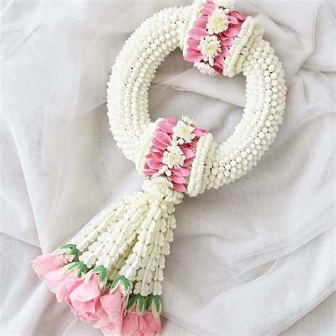 พวงมาลัยคล้องมือ พวงมาลัยบ่าวสาว