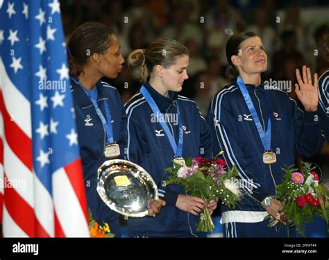 Us Volleyball Players Tara Cross Battle Jennifer Flynn And Stacy