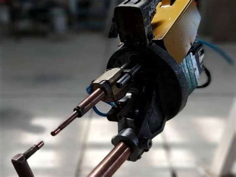 دستگاه نقطه جوش آویز گان در تهران چچیلاس