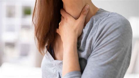 Is Pineapple Good For A Sore Throat Torrinomedica