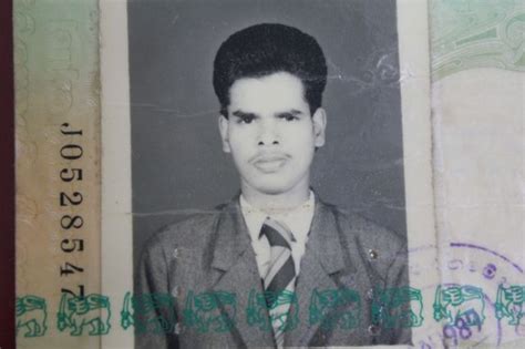 இலங்கையில் விடுதலைப் புலிகள் கொன்றதாகக் கூறப்படும் முஸ்லிம்களை மத முறைப்படி நல்லடக்கம் செய்யக்