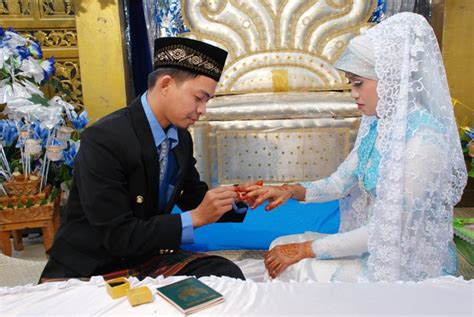 Melayu Bertuah Pantun Pernikahan Adat Melayu