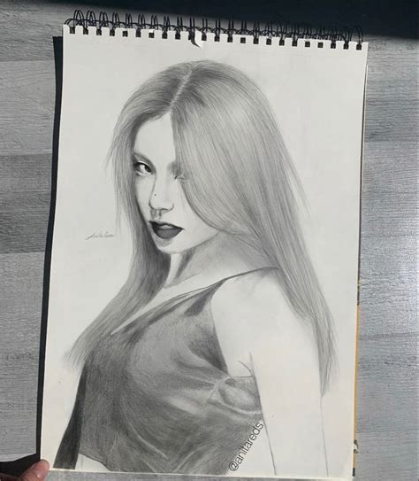 Yeji Itzy Drawing Eskiz Çizimler Çizim