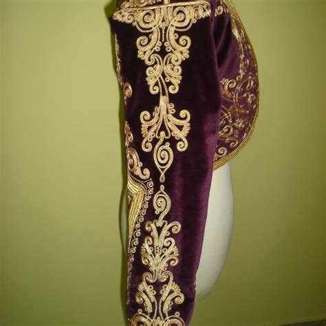 Εργαστηριο παραδοσιακων φορεσιων Mégara