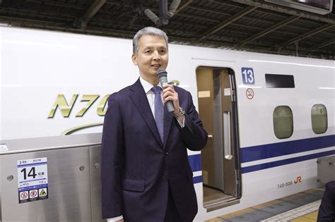 画像 東海道新幹線の｢異常時対策訓練｣何が変わったか 深夜の営業線を使って､車内の不審者に対峙 新幹線 東洋経済オンライン
