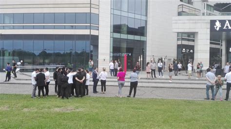 ბათუმში სასტუმრო „ჰილტონში“ ევაკუაცია გამოცხადდა 1tv