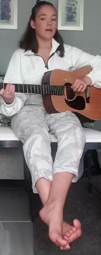 Allie Sherlock Feet Aznudefeet