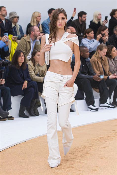Courrèges 2023 春夏系列发布 NOWRE现客