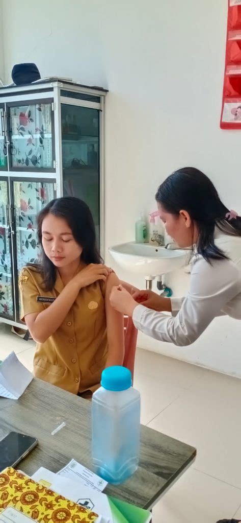 Nakes Puskesmas Kalis Ingatkan Calon Pengantin Pentingnya Vaksinasi Tetanus Toxoid Info Kapuas
