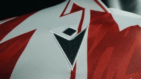 Aab Præsenterer Ny Hjemmebanetrøje Der åbenbart Er Inspireret Af En